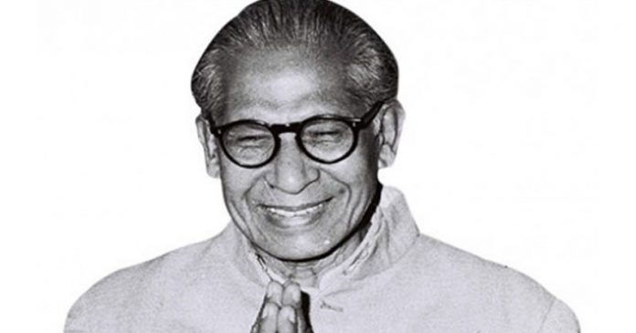 Harivansh Rai Bachchan Biography in Hindi [हरिवंश राय जीवनी]