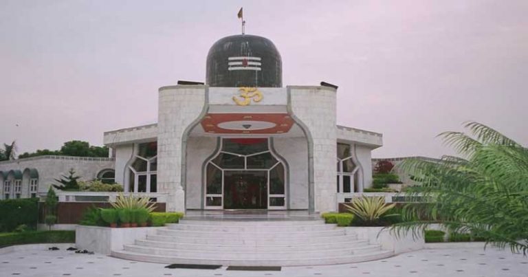 Guru Ji Bade Mandir Miracles in Hindi | Guruji Chattarpur Miracles